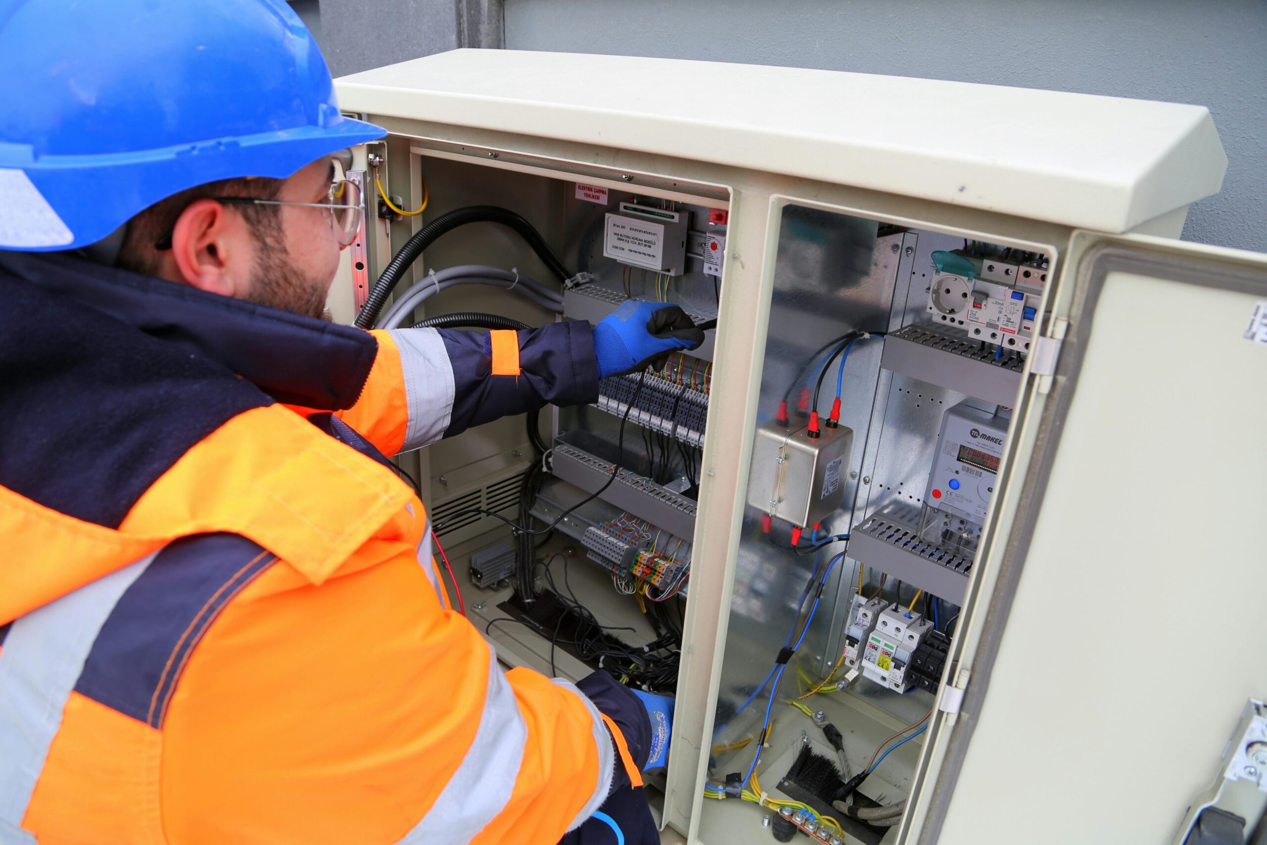 Emergency Electrical Services What To Expect Why 24 7 Support Matters